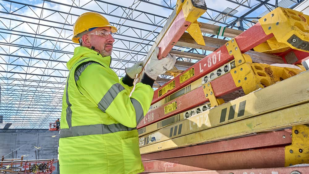 Stairways & Ladders Safety Training for Construction Workers