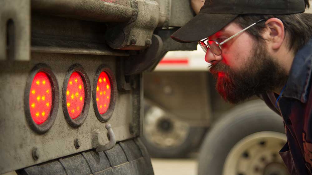 CDL Online Training | Pre-Trip Vehicle Inspections: Lights
