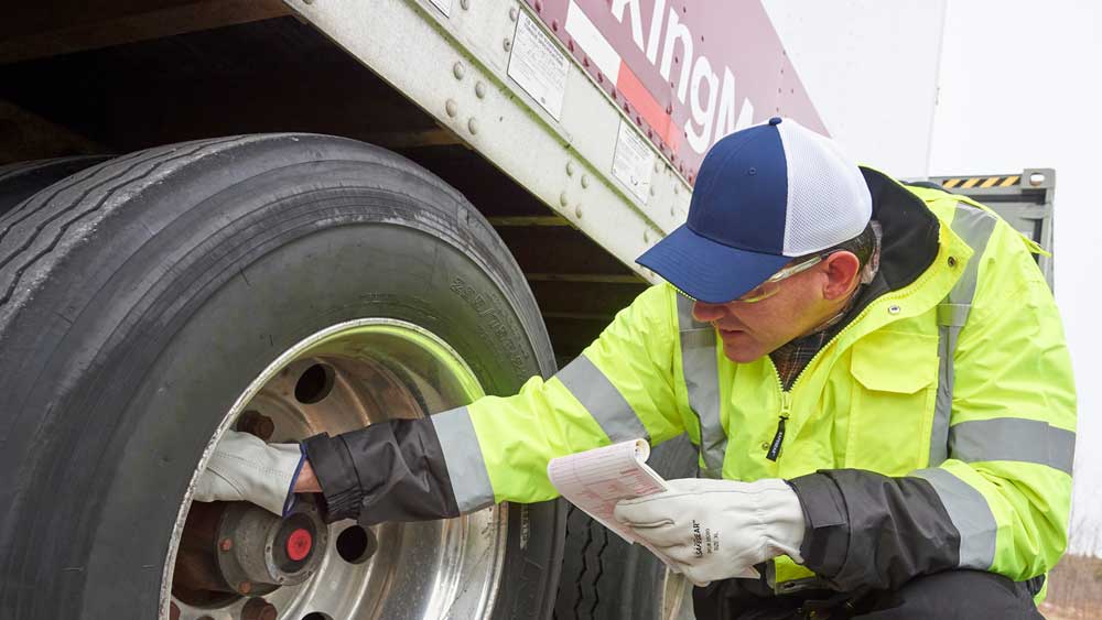 Entry-Level Driver Training | Identifying Wheel and Tire Defects