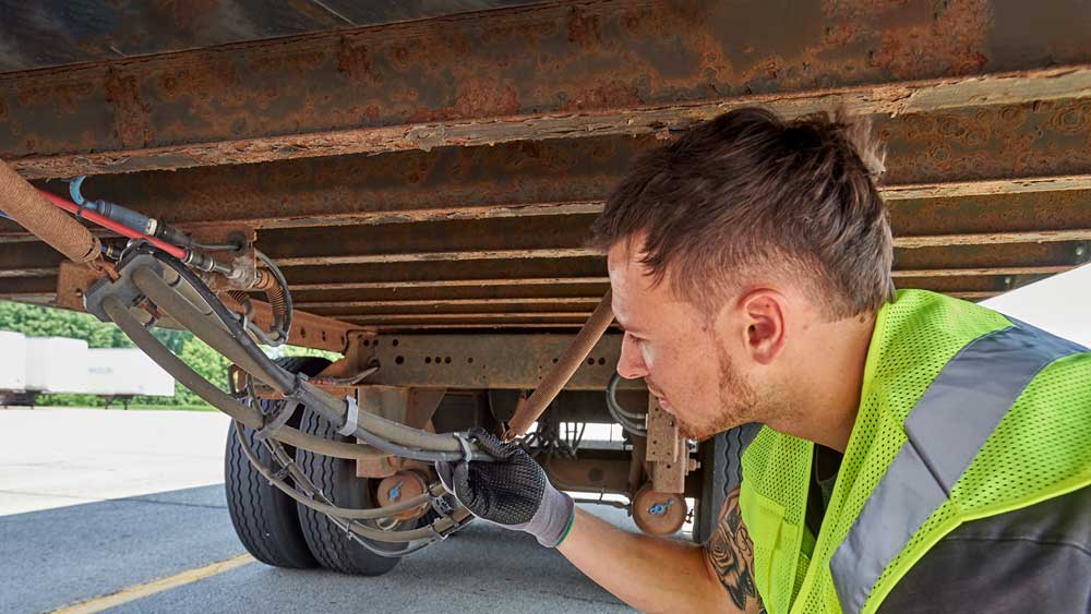Entry-Level Driver Training | Pre-Trip Brake System Inspections